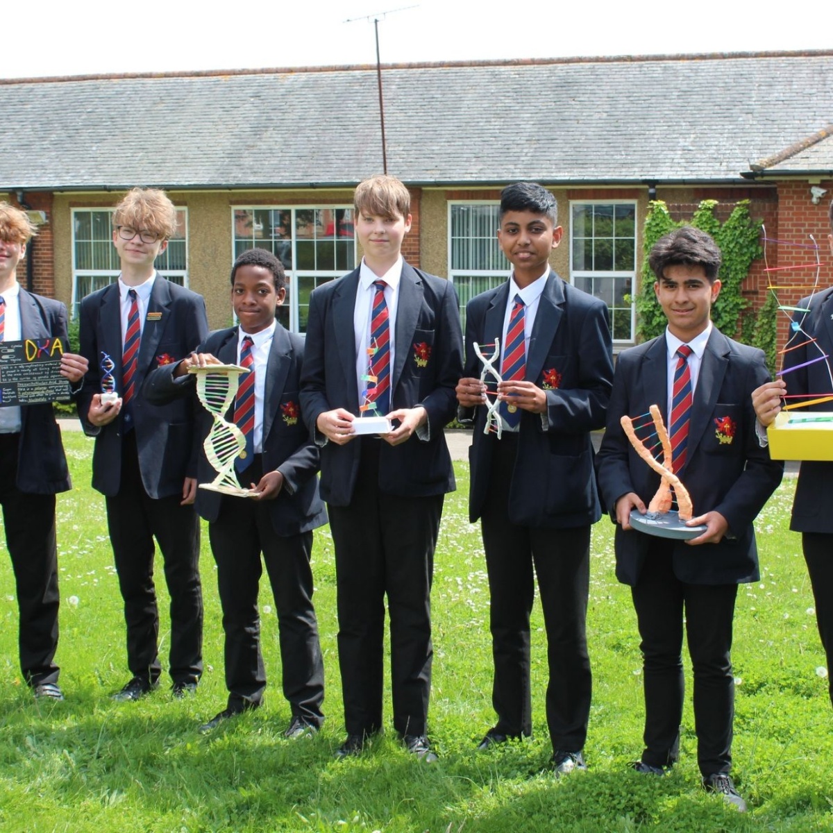 Westcliff High School for Boys - WHSB Biologist explore DNA in Year 9 ...